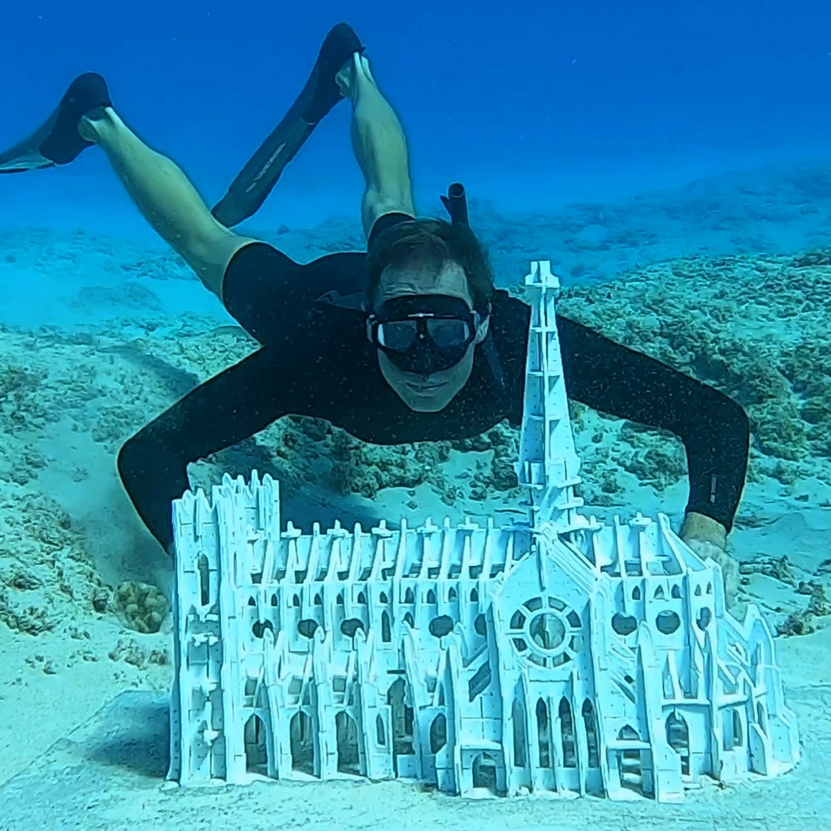 Sculpture | Rae Douglass